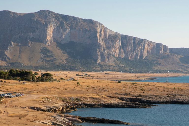 Macari, dalla notorietà televisiva al pericolo turistificazione